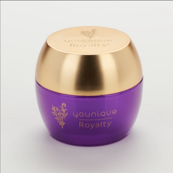 Younique | Skincare | Younique Royalty Oil Control Mask Full Size New ...